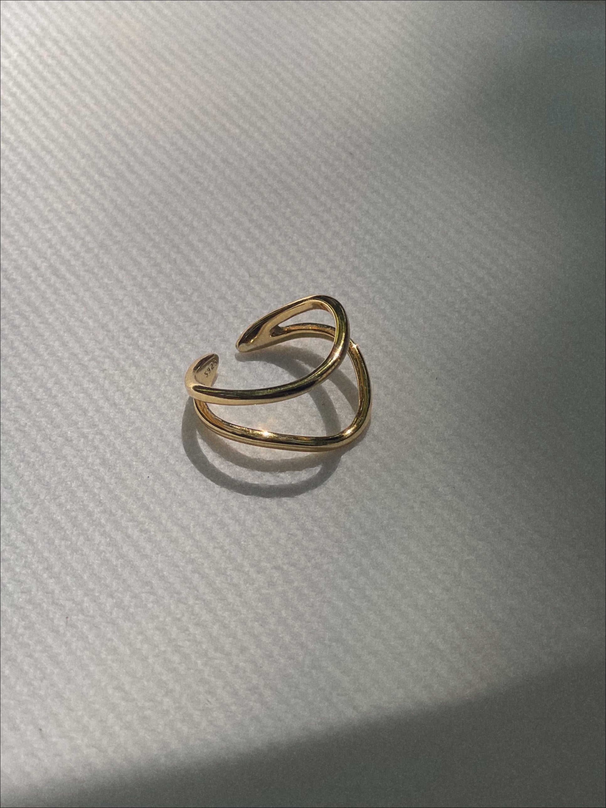 Ryan Ring – Chi By Anna Tran